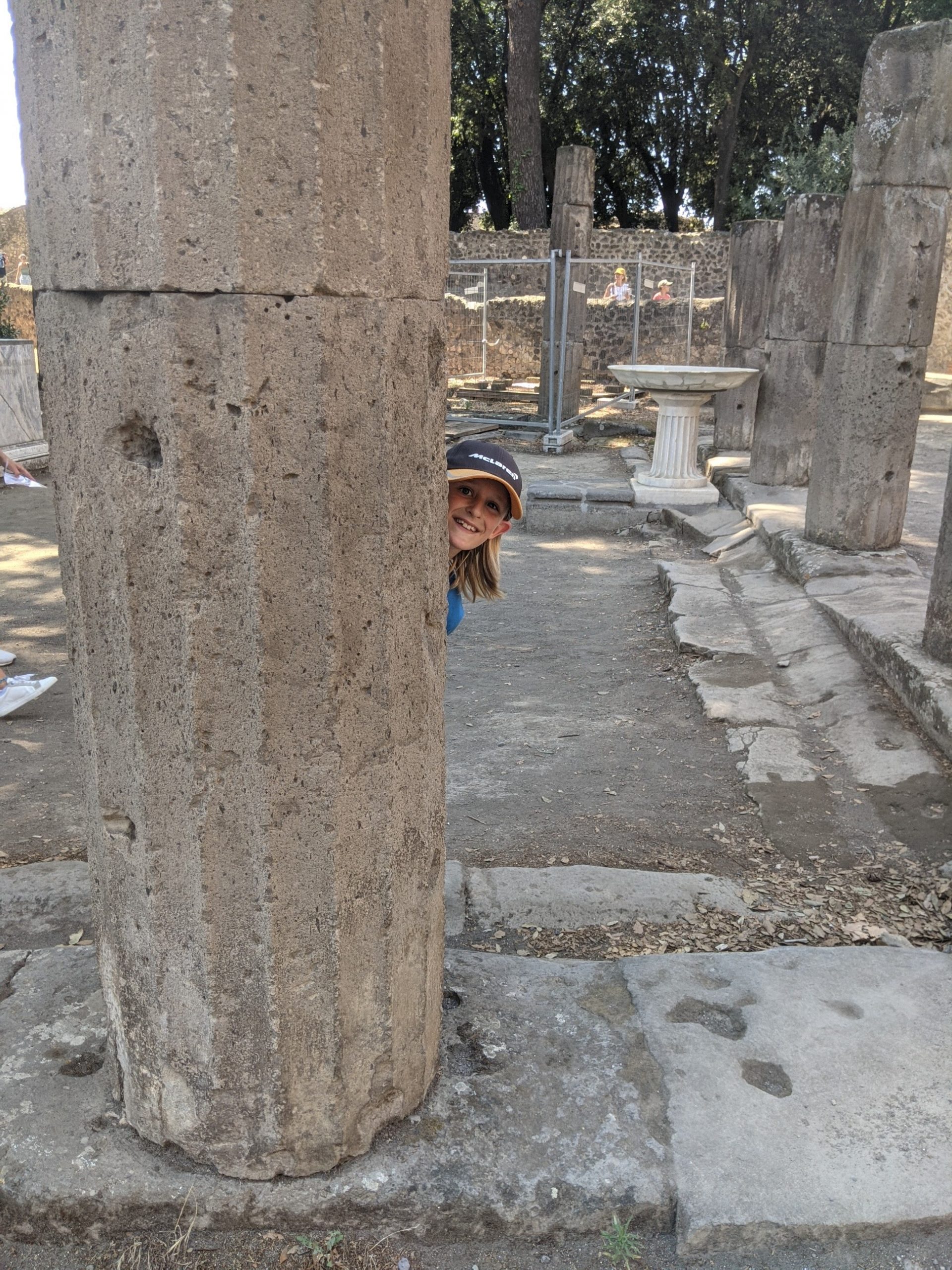 Pompeii, Vesuvius and Napoli – Family Odyssey Rocks